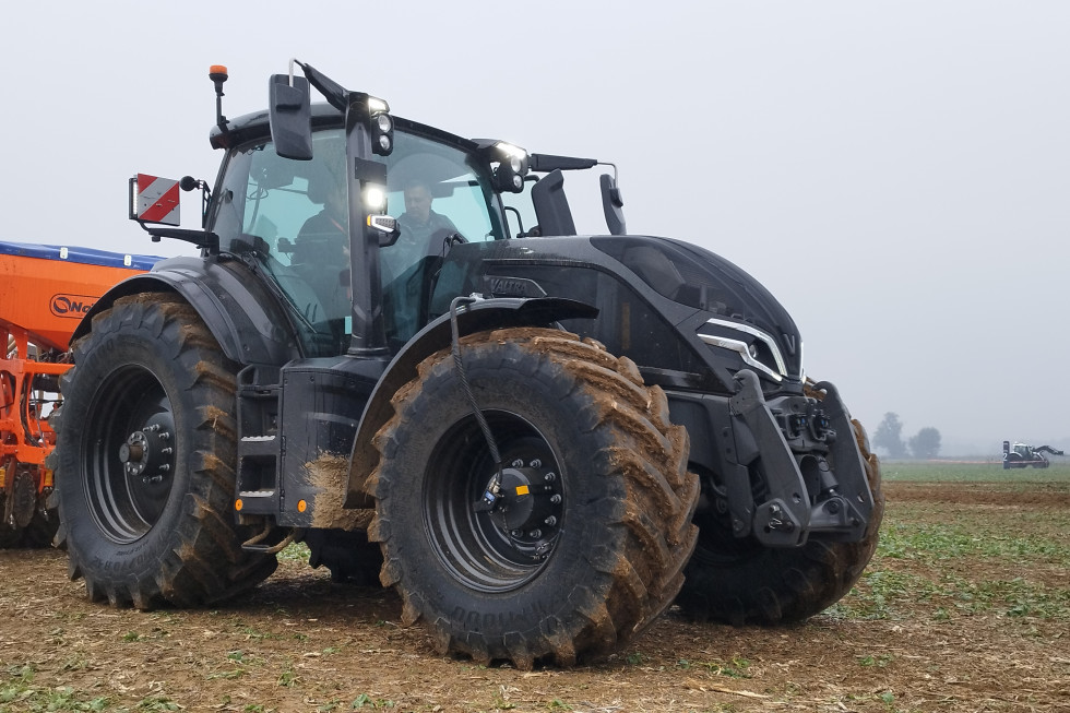 Valtra Smart Tour 2023 - jakie ciągniki zaprezentowano?