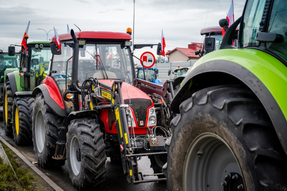Polscy rolnicy zapowiadają 30-dniowy strajk. "Nasza cierpliwość się ...